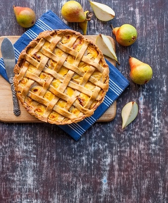 Creamy Fresh Pear Pie with Cream Cheese | Food Town